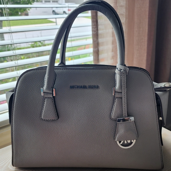 Michael Kors Collection | Bags | Vintage Michael Kors Tote With Side ...